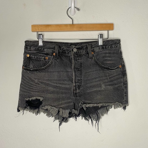 Levi's | Shorts | Levis 5 Black Raw Edge Button Up Shorts 30 | Poshmark